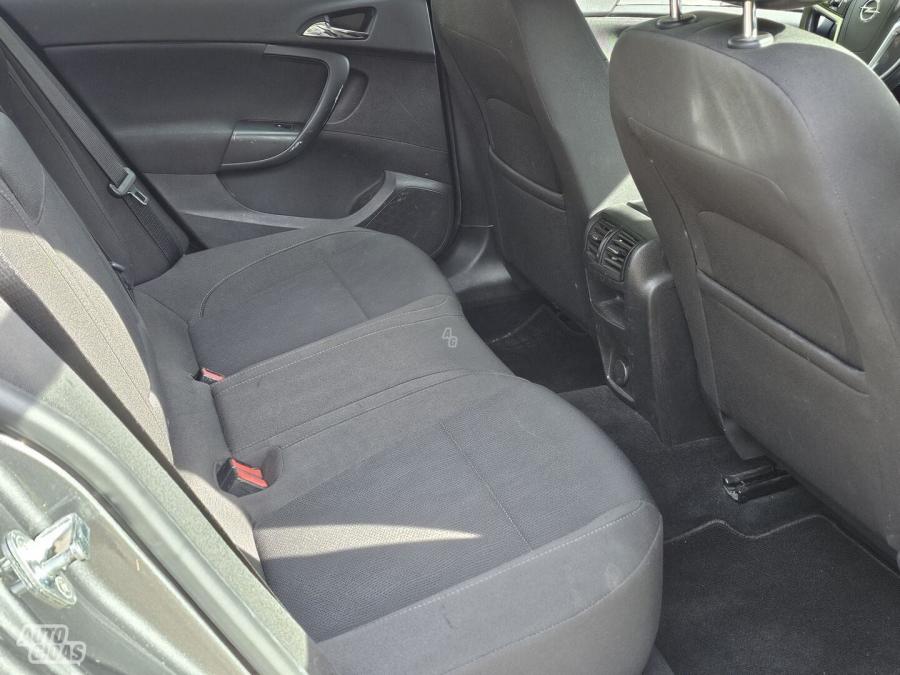 Opel Insignia 2011 Ariogala, ar dzinēja tilpumu 2.00 L un nobraukumu 220 tūkst. km par 4000 €, foto 21 vietnē AUTOMOTO.COM.LV