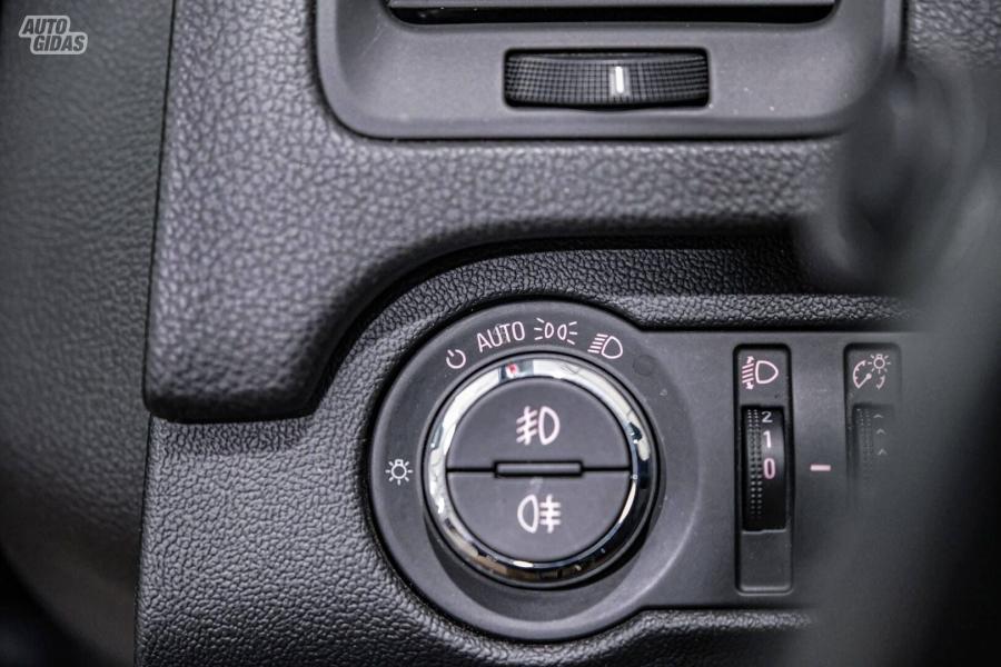 Opel Insignia 2012 in Kaunas, with an engine capacity of 2.00 L and mileage of 245 thousand km for 5490 €, photo 15 on AUTOMOTO.COM.LV
