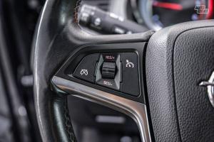 Opel Insignia 2012 in Kaunas, with an engine capacity of 2.00 L and mileage of 245 thousand km for 5490 €, photo 16 on AUTOMOTO.COM.LV
