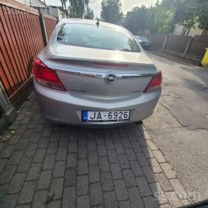 Opel Insignia 2012 in Riga, with an engine capacity of 2.00 L and mileage of 202 thousand km for 4250 €, photo 4 on AUTOMOTO.COM.LV