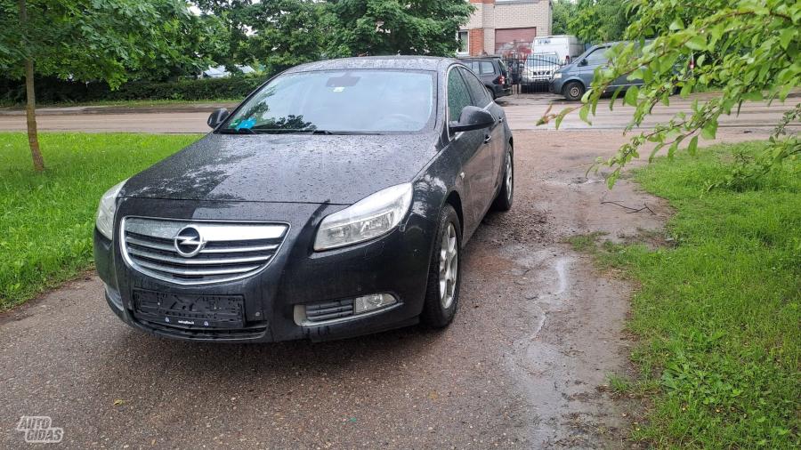 Opel Insignia 2013 in Vilnius, with an engine capacity of 2.00 L and mileage of 284 thousand km for 4450 €, photo 9 on AUTOMOTO.COM.LV