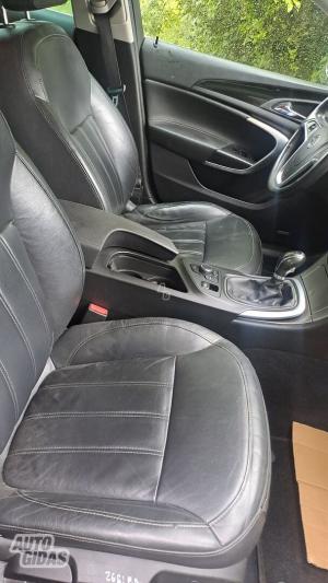 Opel Insignia 2013 in Vilnius, with an engine capacity of 2.00 L and mileage of 284 thousand km for 4450 €, photo 14 on AUTOMOTO.COM.LV