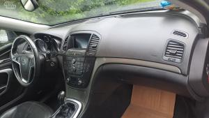 Opel Insignia 2013 in Vilnius, with an engine capacity of 2.00 L and mileage of 284 thousand km for 4450 €, photo 17 on AUTOMOTO.COM.LV