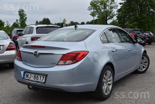 Opel Insignia 2014 in Kuldiga, with an engine capacity of 2.00 L and mileage of 0 thousand km for 5990 €, photo 2 on AUTOMOTO.COM.LV