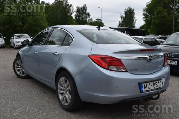 Opel Insignia 2014 in Kuldiga, with an engine capacity of 2.00 L and mileage of 0 thousand km for 5990 €, photo 3 on AUTOMOTO.COM.LV