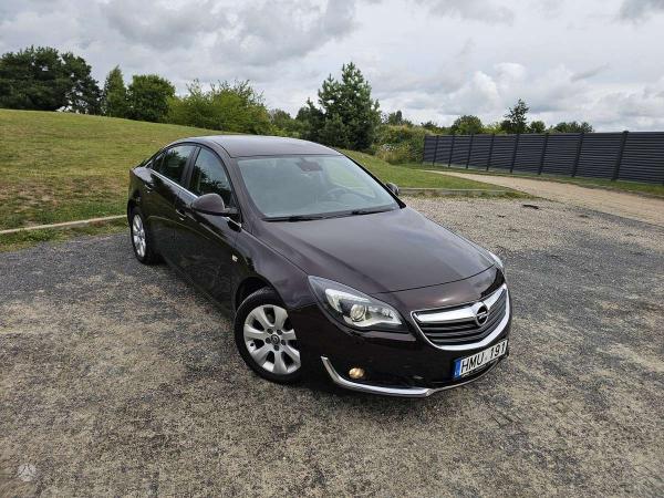 Opel Insignia 2014 in Vilnius, with an engine capacity of 1.96 L and mileage of 150 thousand km for 5949 €, photo 4 on AUTOMOTO.COM.LV