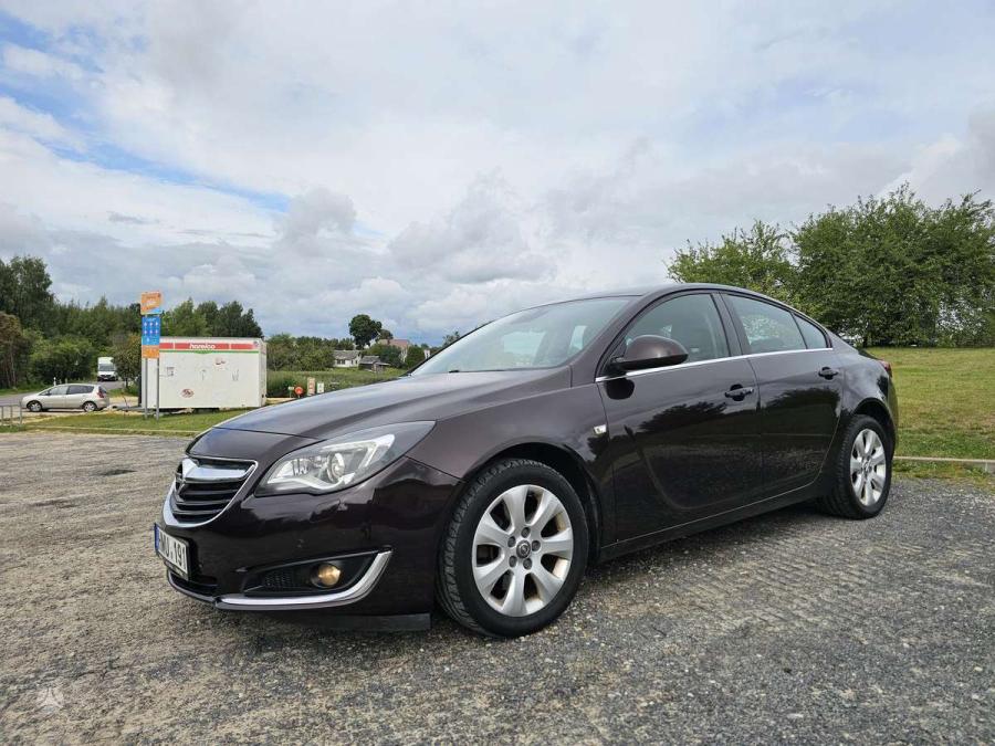 Opel Insignia 2014 in Vilnius, with an engine capacity of 1.96 L and mileage of 150 thousand km for 5949 €, photo 10 on AUTOMOTO.COM.LV
