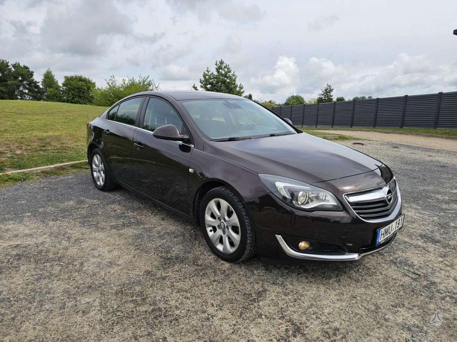 Opel Insignia 2014 in Vilnius, with an engine capacity of 1.96 L and mileage of 150 thousand km for 5949 €, photo 12 on AUTOMOTO.COM.LV