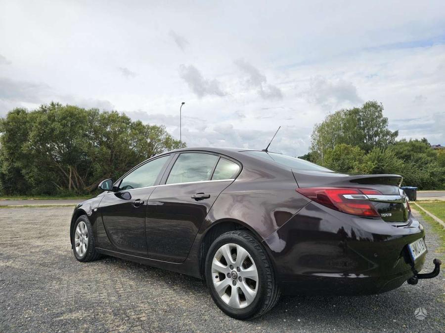 Opel Insignia 2014 in Vilnius, with an engine capacity of 1.96 L and mileage of 150 thousand km for 5949 €, photo 13 on AUTOMOTO.COM.LV