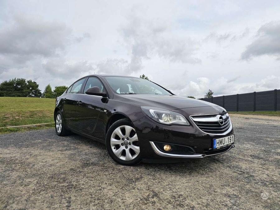 Opel Insignia 2014 in Vilnius, with an engine capacity of 1.96 L and mileage of 150 thousand km for 5949 €, photo 14 on AUTOMOTO.COM.LV