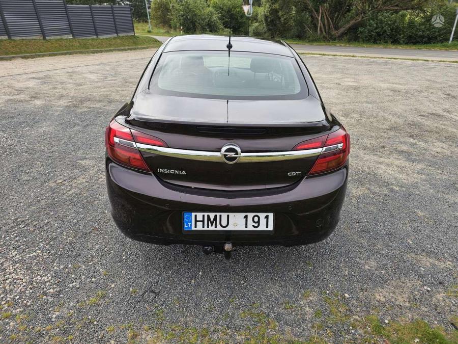 Opel Insignia 2014 in Vilnius, with an engine capacity of 1.96 L and mileage of 150 thousand km for 5949 €, photo 18 on AUTOMOTO.COM.LV