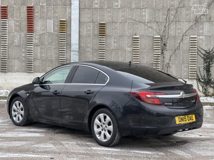 Opel Insignia 2015 in Radviliskis, with an engine capacity of 2.00 L and mileage of 189 thousand km for 1950 €, photo 4 on AUTOMOTO.COM.LV
