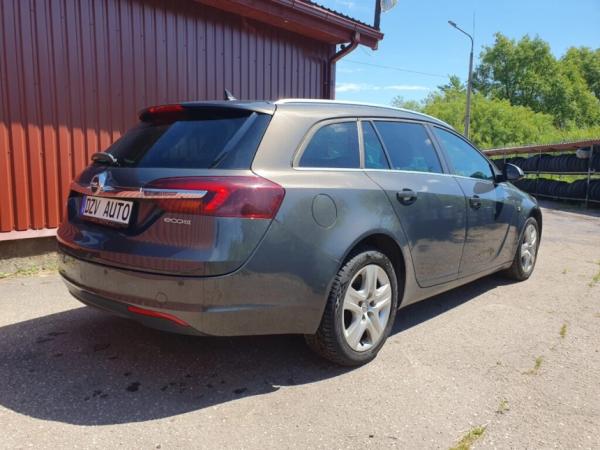 Opel Insignia 2015 in Riga, with an engine capacity of 2.00 L and mileage of 255 thousand km for 7950 €, photo 9 on AUTOMOTO.COM.LV
