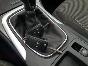Opel Insignia 2015 Rīga, ar dzinēja tilpumu 2.00 L un nobraukumu 255 tūkst. km par 7950 €, foto 13 vietnē AUTOMOTO.COM.LV
