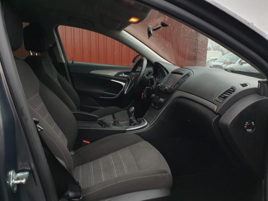 Opel Insignia 2015 Rīga, ar dzinēja tilpumu 2.00 L un nobraukumu 255 tūkst. km par 7950 €, foto 21 vietnē AUTOMOTO.COM.LV