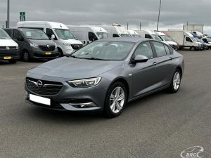 Opel Insignia 2017 in Vilnius, with an engine capacity of 1.60 L and mileage of 172 thousand km for 9500 €, photo  on AUTOMOTO.COM.LV