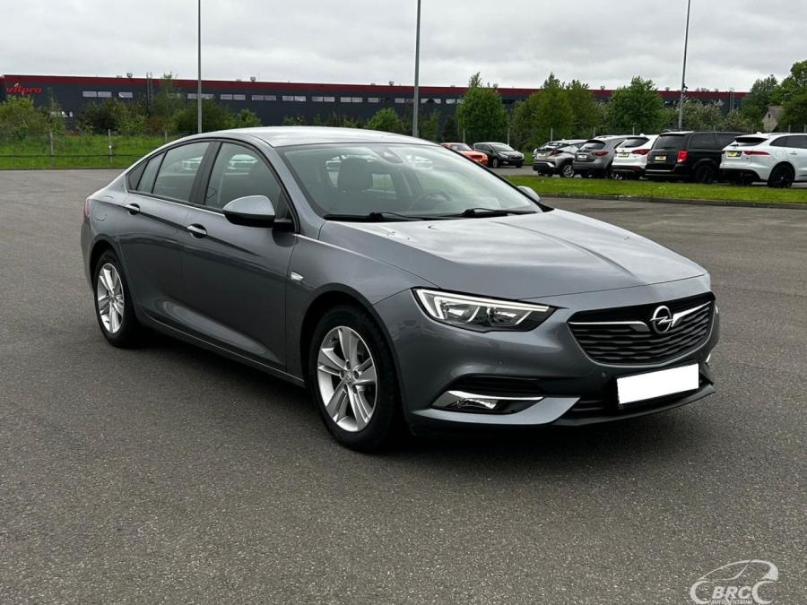 Opel Insignia 2017 in Vilnius, with an engine capacity of 1.60 L and mileage of 172 thousand km for 9500 €, photo 4 on AUTOMOTO.COM.LV
