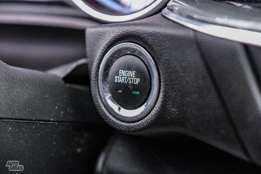 Opel Insignia 2018 in Kaunas, with an engine capacity of 1.50 L and mileage of 220 thousand km for 9990 €, photo 20 on AUTOMOTO.COM.LV