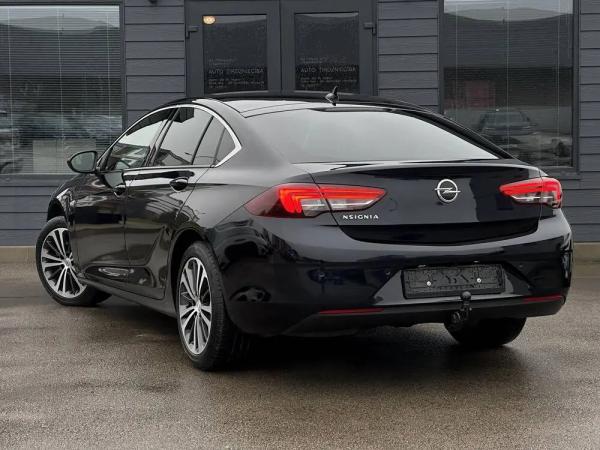 Opel Insignia 2020 in Jelgava, with an engine capacity of 1.50 L and mileage of 180 thousand km for 10850 €, photo 2 on AUTOMOTO.COM.LV