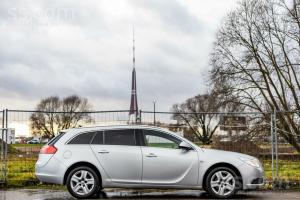 Opel Insignia 2009 in Riga, with an engine capacity of 2.00 L and mileage of 328 thousand km for 2990 €, photo 5 on AUTOMOTO.COM.LV