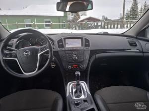 Opel Insignia 2009 in Utena, with an engine capacity of 2.00 L and mileage of 324 thousand km for 2950 €, photo 5 on AUTOMOTO.COM.LV