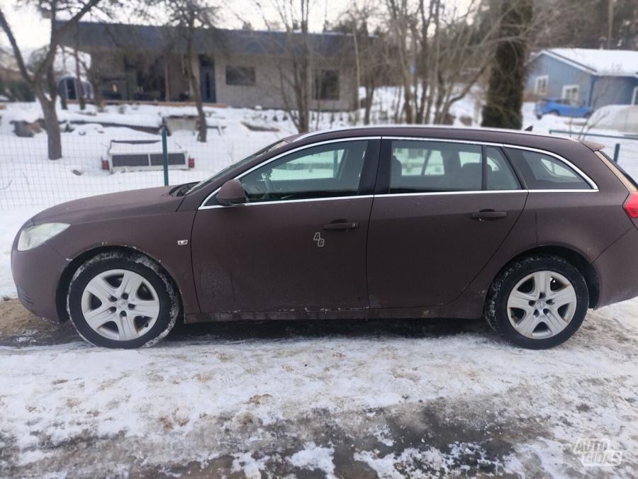 Opel Insignia 2009 in Vilnius, with an engine capacity of 2.00 L and mileage of 417 thousand km for 2550 €, photo 1 on AUTOMOTO.COM.LV