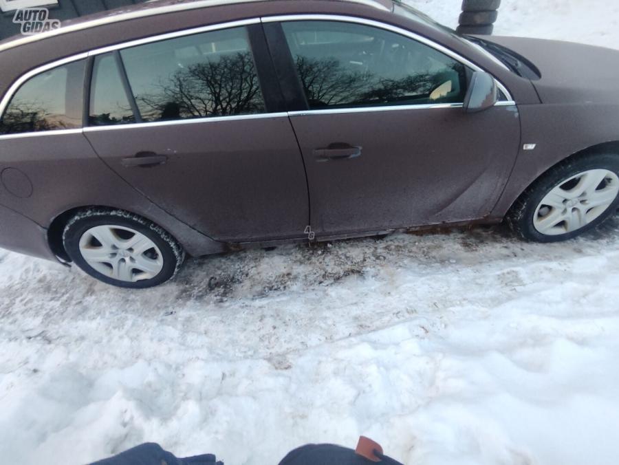 Opel Insignia 2009 in Vilnius, with an engine capacity of 2.00 L and mileage of 417 thousand km for 2550 €, photo 2 on AUTOMOTO.COM.LV