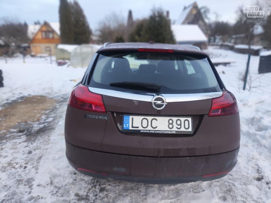 Opel Insignia 2009 in Vilnius, with an engine capacity of 2.00 L and mileage of 417 thousand km for 2550 €, photo 4 on AUTOMOTO.COM.LV