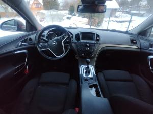 Opel Insignia 2009 in Vilnius, with an engine capacity of 2.00 L and mileage of 417 thousand km for 2550 €, photo 5 on AUTOMOTO.COM.LV