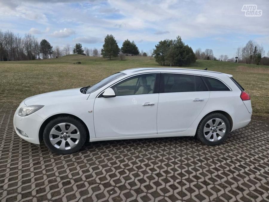 Opel Insignia 2009 in Vilnius, with an engine capacity of 2.00 L and mileage of 312 thousand km for 3100 €, photo 4 on AUTOMOTO.COM.LV