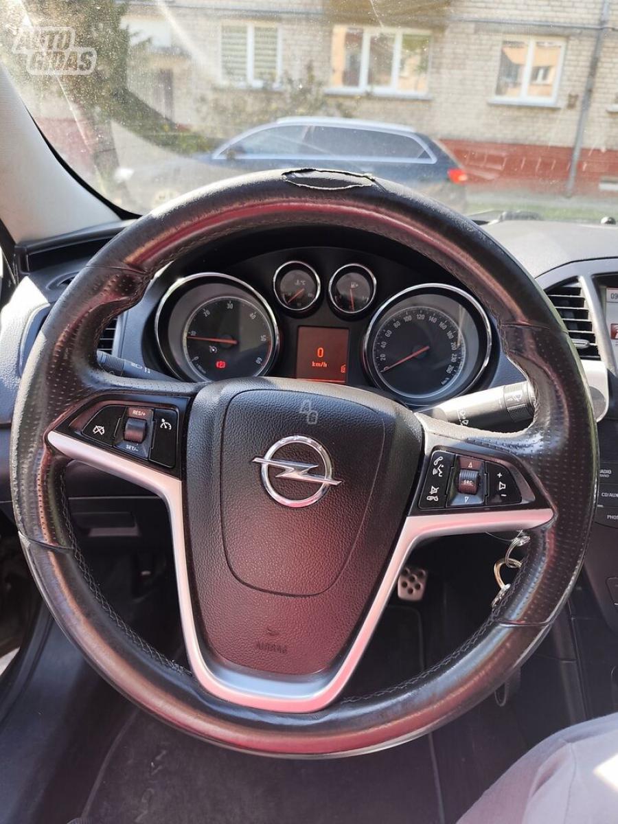 Opel Insignia 2009 Panevēža, ar dzinēja tilpumu 2.00 L un nobraukumu 285 tūkst. km par 3050 €, foto 5 vietnē AUTOMOTO.COM.LV