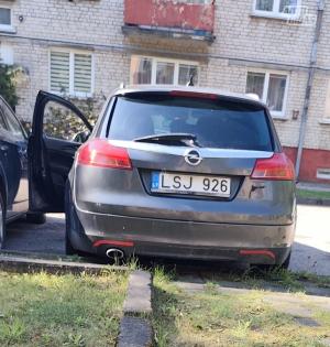 Opel Insignia 2009 Panevēža, ar dzinēja tilpumu 2.00 L un nobraukumu 285 tūkst. km par 3050 €, foto 11 vietnē AUTOMOTO.COM.LV
