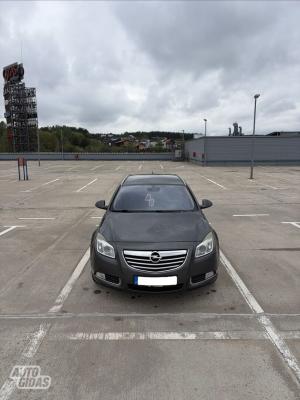 Opel Insignia 2009 in Vilnius, with an engine capacity of 2.00 L and mileage of 364 thousand km for 1800 €, photo 3 on AUTOMOTO.COM.LV
