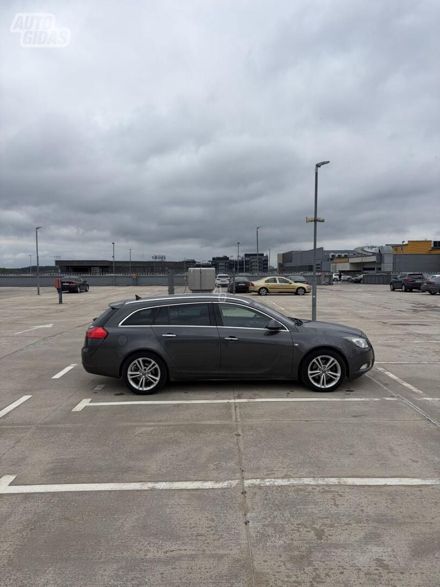 Opel Insignia 2009 in Vilnius, with an engine capacity of 2.00 L and mileage of 364 thousand km for 1800 €, photo 5 on AUTOMOTO.COM.LV