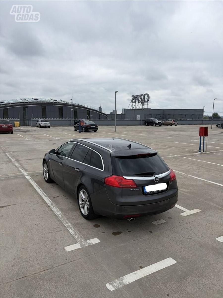 Opel Insignia 2009 in Vilnius, with an engine capacity of 2.00 L and mileage of 364 thousand km for 1800 €, photo 9 on AUTOMOTO.COM.LV