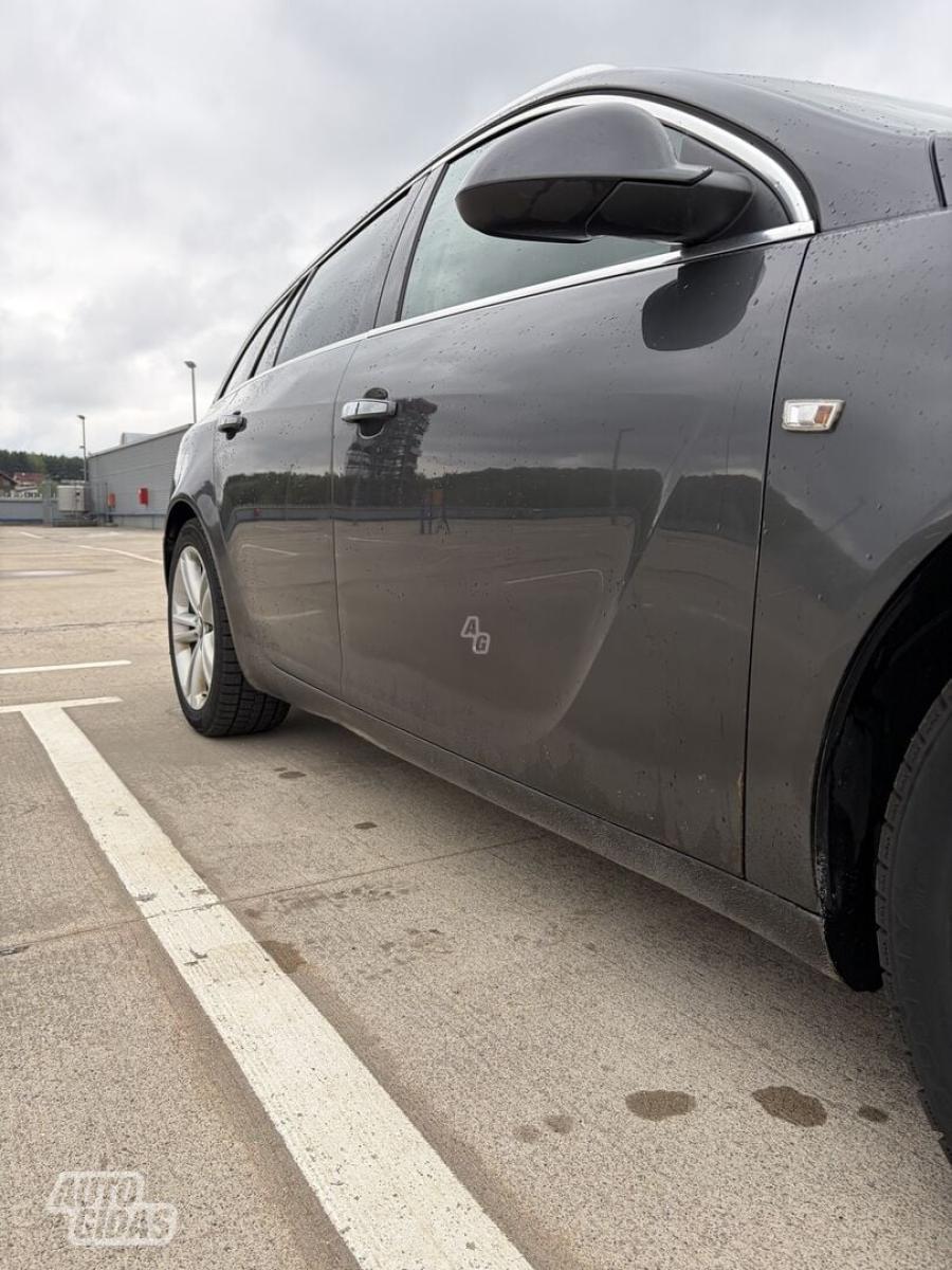 Opel Insignia 2009 in Vilnius, with an engine capacity of 2.00 L and mileage of 364 thousand km for 1800 €, photo 13 on AUTOMOTO.COM.LV