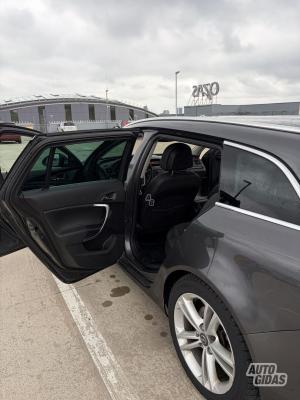 Opel Insignia 2009 in Vilnius, with an engine capacity of 2.00 L and mileage of 364 thousand km for 1800 €, photo 15 on AUTOMOTO.COM.LV
