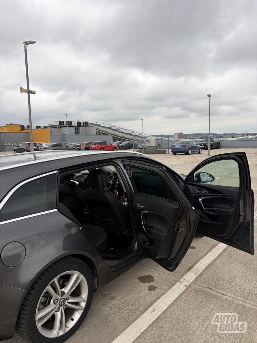 Opel Insignia 2009 in Vilnius, with an engine capacity of 2.00 L and mileage of 364 thousand km for 1800 €, photo 19 on AUTOMOTO.COM.LV