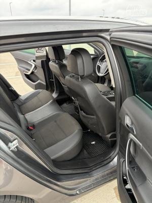 Opel Insignia 2009 in Vilnius, with an engine capacity of 2.00 L and mileage of 364 thousand km for 1800 €, photo 20 on AUTOMOTO.COM.LV