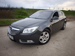 Opel Insignia 2009 in Vilnius, with an engine capacity of 2.00 L and mileage of 263 thousand km for 1600 €, photo  on AUTOMOTO.COM.LV