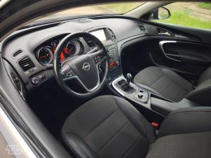 Opel Insignia 2009 in Vilnius, with an engine capacity of 2.00 L and mileage of 263 thousand km for 1600 €, photo 11 on AUTOMOTO.COM.LV