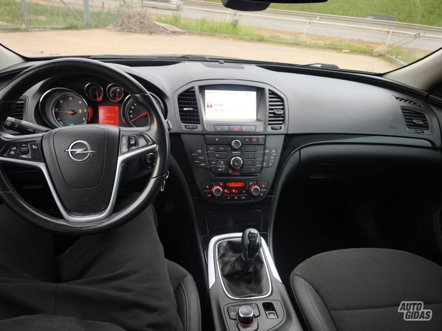 Opel Insignia 2009 in Vilnius, with an engine capacity of 2.00 L and mileage of 263 thousand km for 1600 €, photo 13 on AUTOMOTO.COM.LV