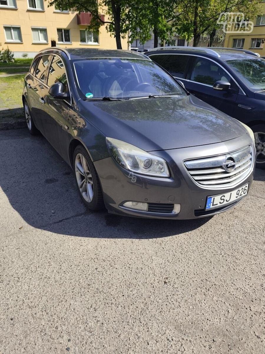 Opel Insignia 2009 in Panevezys, with an engine capacity of 2.00 L and mileage of 285 thousand km for 2500 €, photo 3 on AUTOMOTO.COM.LV