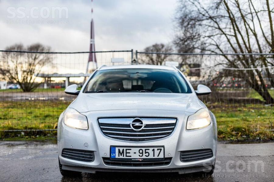 Opel Insignia 2009 Rīga, ar dzinēja tilpumu 2.00 L un nobraukumu 328 tūkst. km par 3390 €, foto 4 vietnē AUTOMOTO.COM.LV