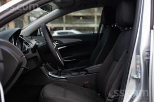 Opel Insignia 2009 Rīga, ar dzinēja tilpumu 2.00 L un nobraukumu 328 tūkst. km par 3390 €, foto 12 vietnē AUTOMOTO.COM.LV