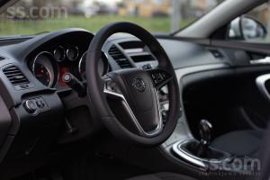 Opel Insignia 2009 Rīga, ar dzinēja tilpumu 2.00 L un nobraukumu 328 tūkst. km par 3390 €, foto 13 vietnē AUTOMOTO.COM.LV