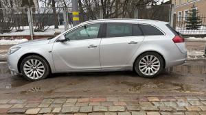 Opel Insignia 2009 in Riga, with an engine capacity of 2.00 L and mileage of 380 thousand km for 2200 €, photo 3 on AUTOMOTO.COM.LV