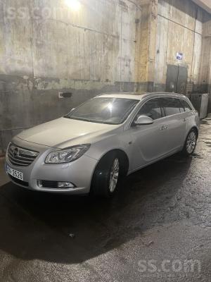 Opel Insignia 2009 in Riga, with an engine capacity of 2.00 L and mileage of 380 thousand km for 2200 €, photo 12 on AUTOMOTO.COM.LV