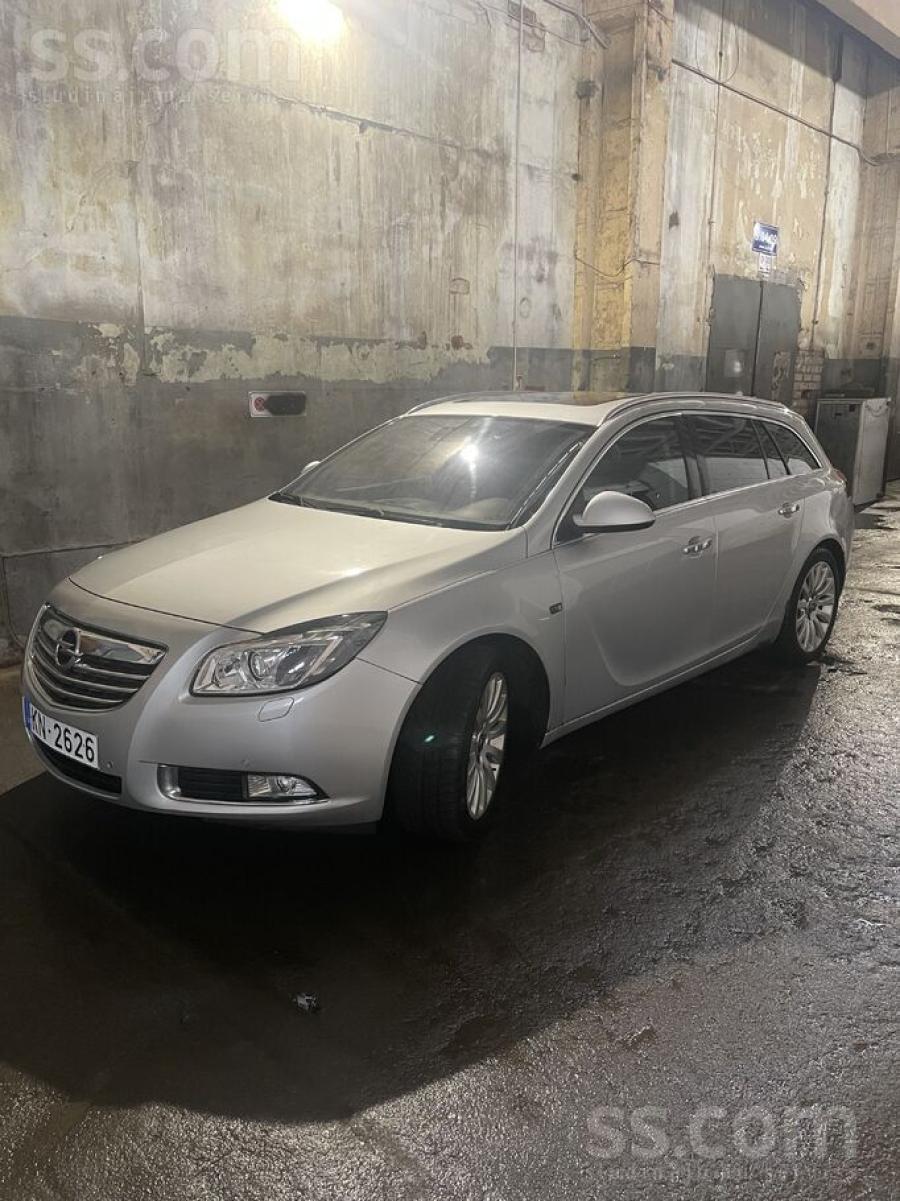 Opel Insignia 2009 in Riga, with an engine capacity of 2.00 L and mileage of 380 thousand km for 2200 €, photo 12 on AUTOMOTO.COM.LV