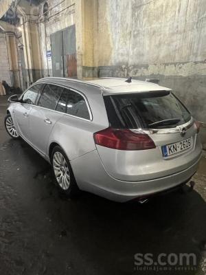 Opel Insignia 2009 in Riga, with an engine capacity of 2.00 L and mileage of 380 thousand km for 2200 €, photo 14 on AUTOMOTO.COM.LV